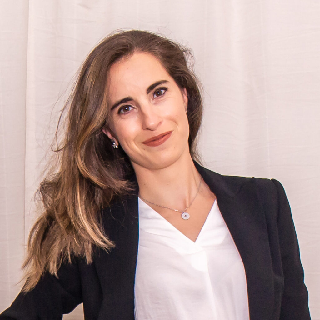 Conócenos - Lauras Dance Studio